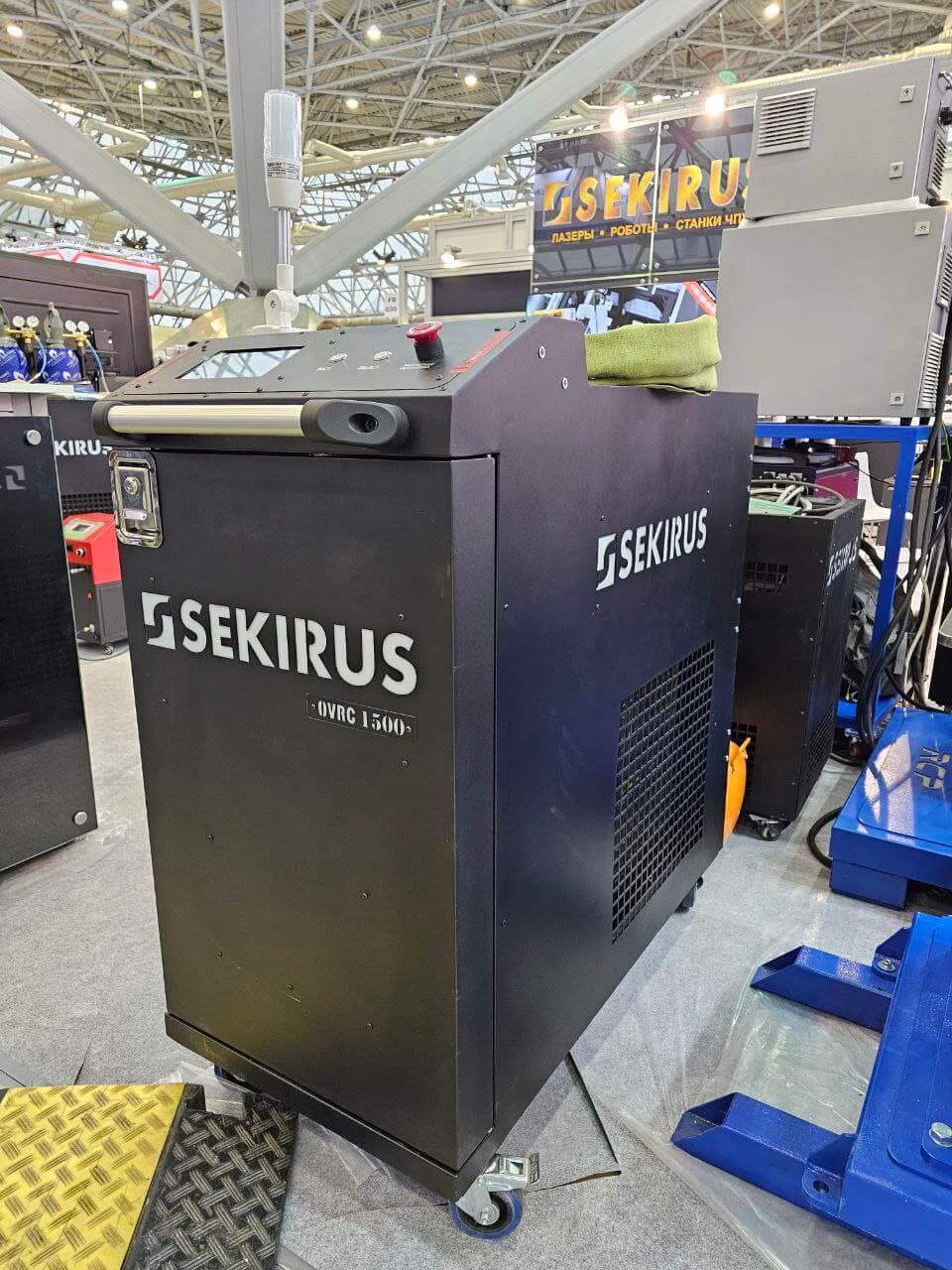 Аппарат лазерной очистки металла SEKIRUS OVRC 1500 W от ржавчины купить с доставкой